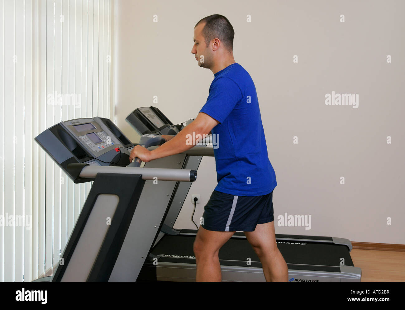 Fitness club gym healthy sport muscles training Stock Photo - Alamy