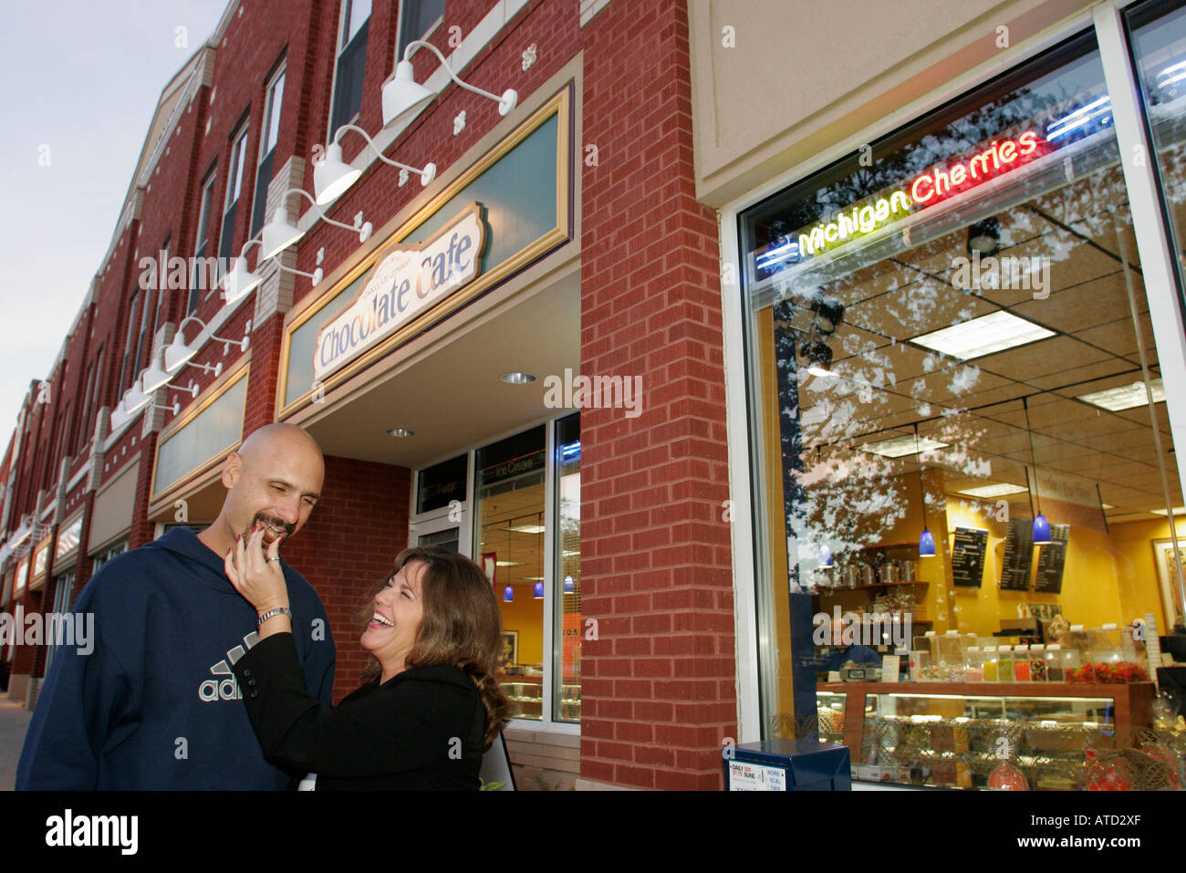 Valparaiso Indiana,Franklin Street,Chocolate Cafe,couple,adult,adults ...