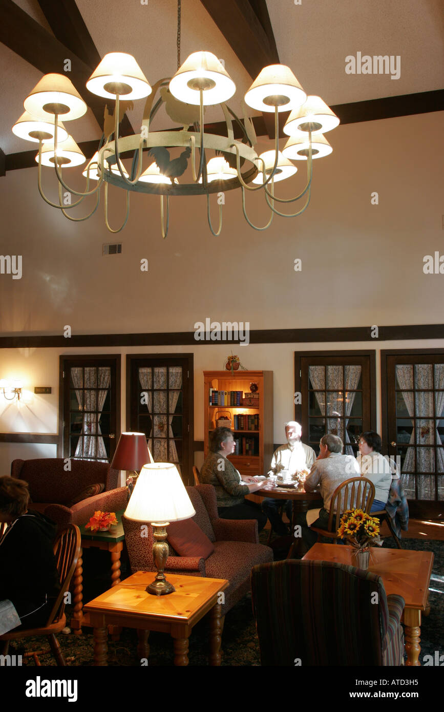 Lobby grou hi-res stock photography and images - Alamy