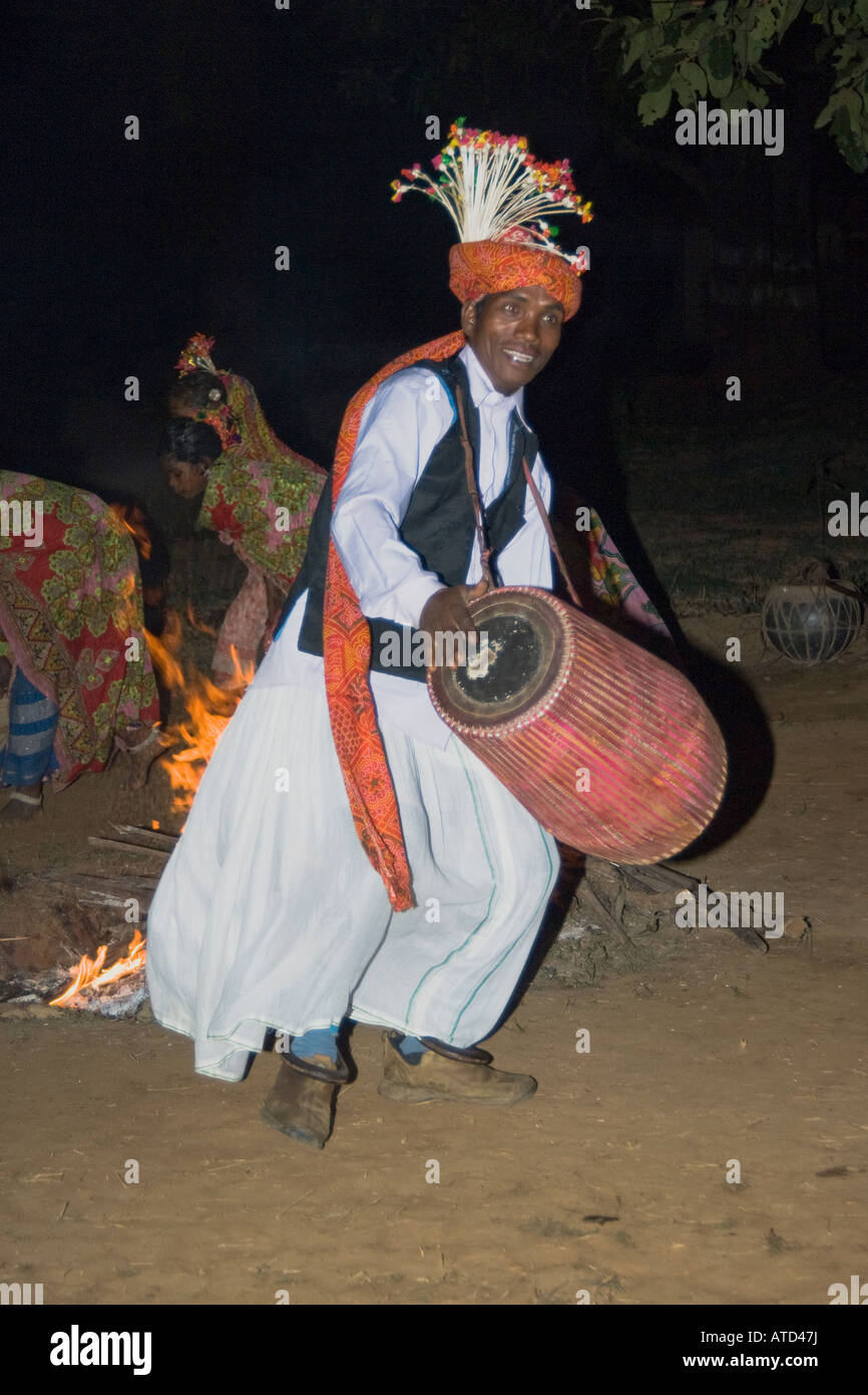 Indian folklore and dance Stock Photo - Alamy