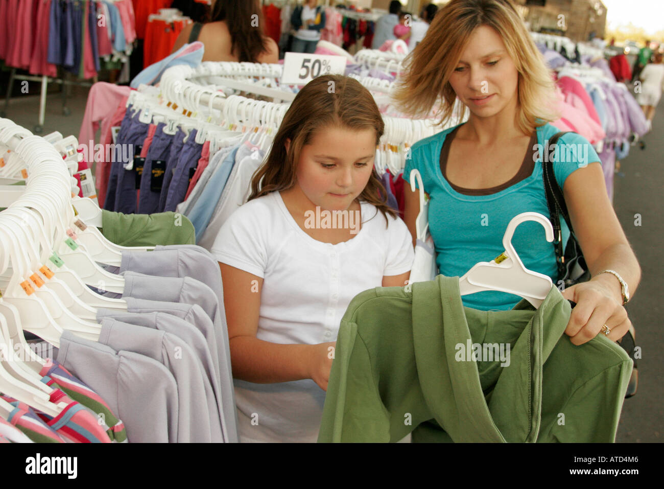 Oshkosh bgosh hi-res stock photography and images - Alamy