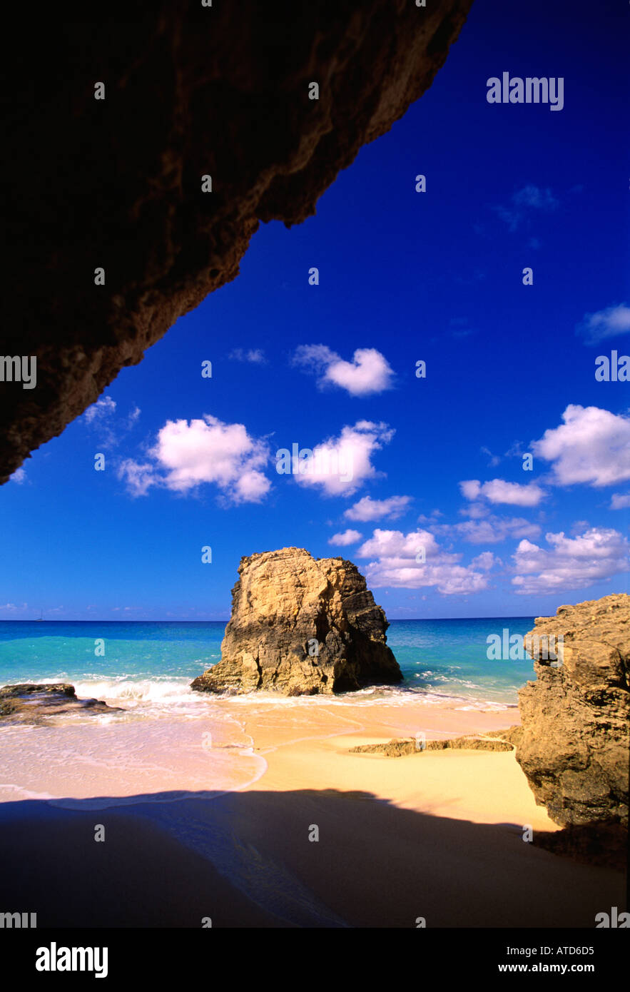 Cupecoy beach st martin hi-res stock photography and images - Alamy
