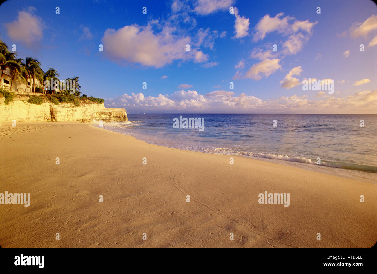 Cupecoy beach st martin hi-res stock photography and images - Alamy