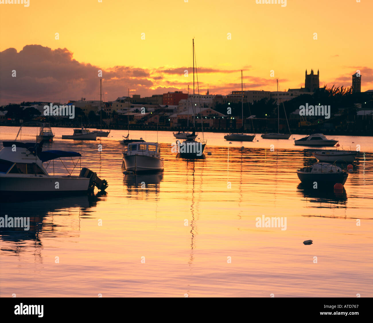 Bermuda Hamilton Sunset High Resolution Stock Photography and Images ...