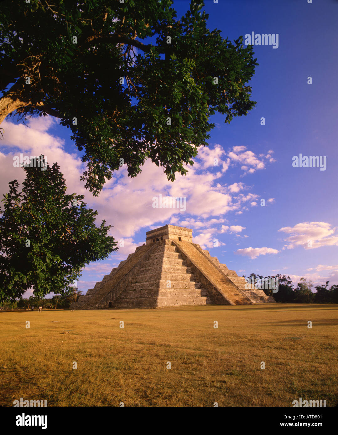 The Pyramid At Chichen Itza on the Yucatan Peninsula of Mexico Stock ...