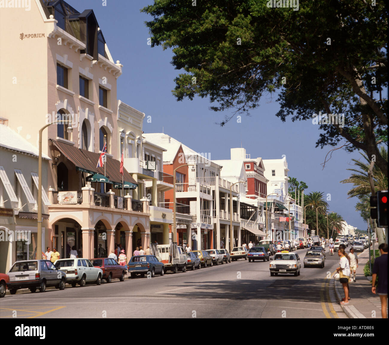 Downtown hamilton bermuda hi-res stock photography and images - Alamy