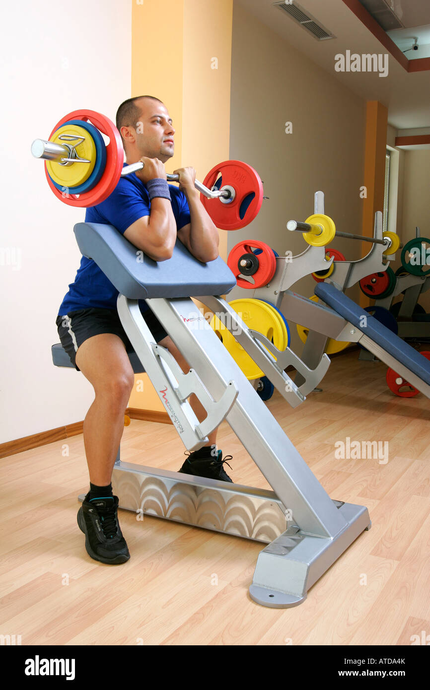 Fitness club gym healthy sport muscles training Stock Photo - Alamy