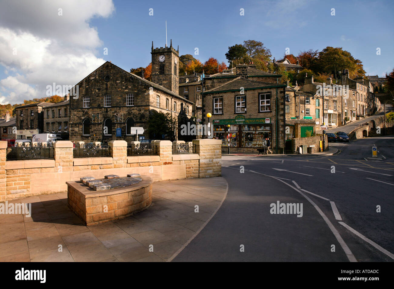 HOLMFIRTH VILLAGE YORKSHIRE ENGLAND Stock Photo - Alamy