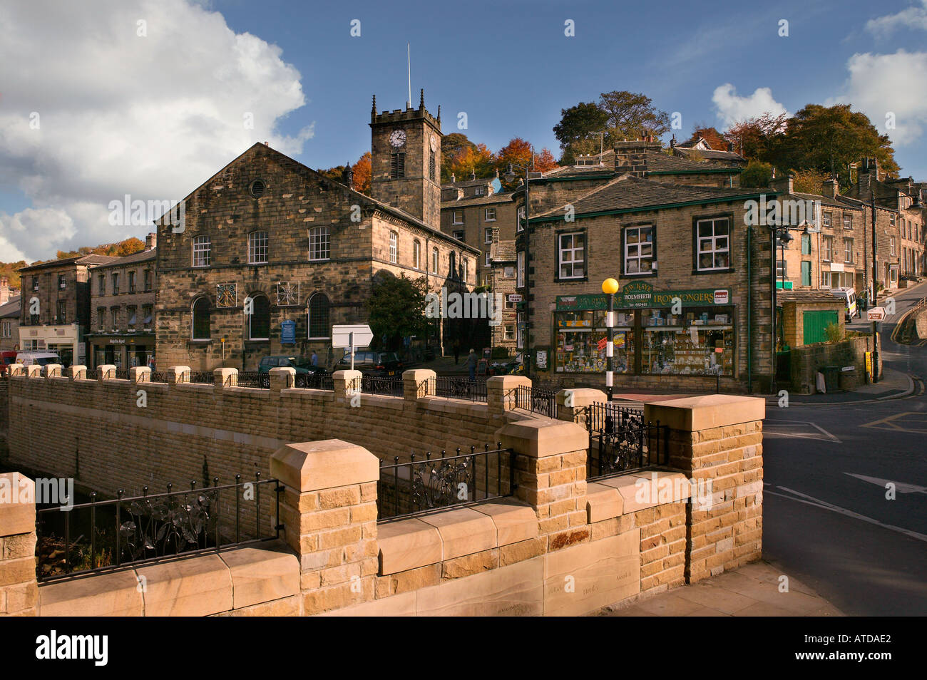 Holmfirth Town Centre High Resolution Stock Photography and Images - Alamy