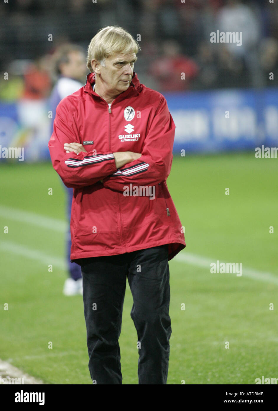 Sc freiburg coach volker finke hi-res stock photography and images - Alamy