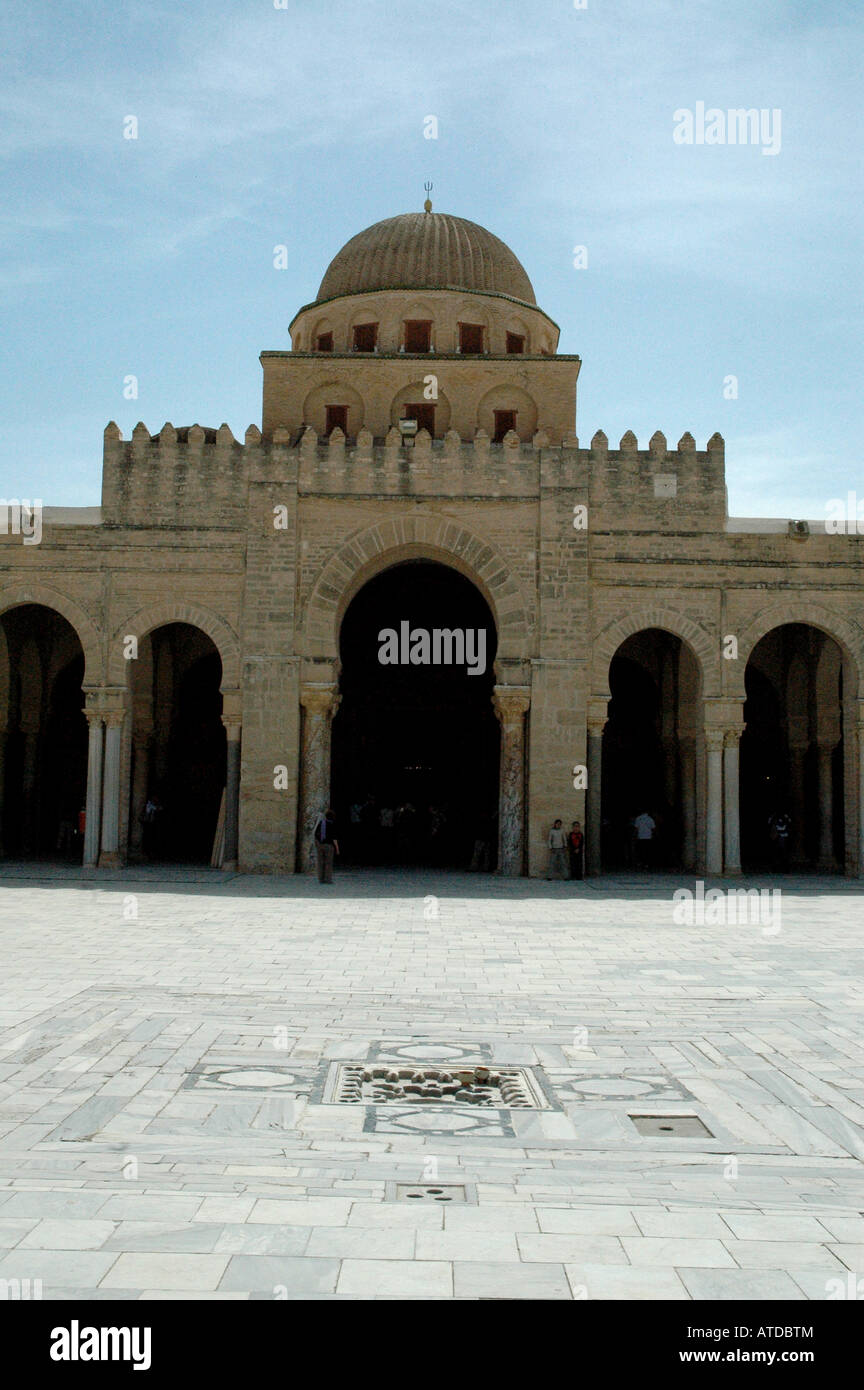 Kairouan grand mosque hi-res stock photography and images - Alamy