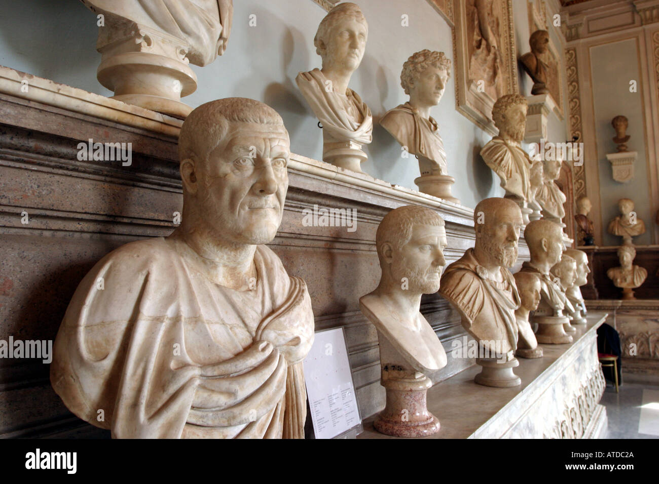Roman emperors hi-res stock photography and images - Alamy
