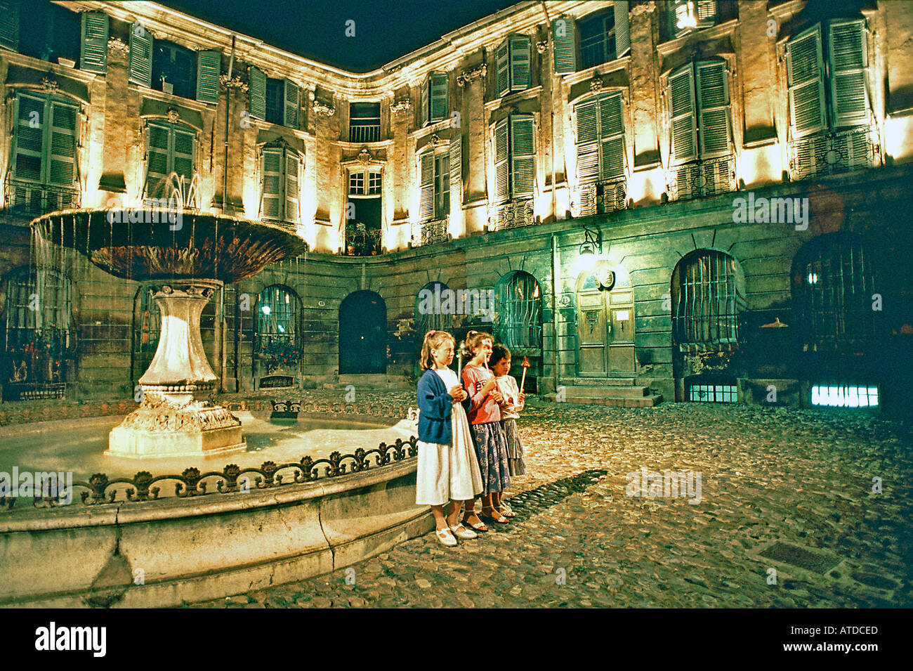 "AIX EN PROVENCE" France, French Girls Posing for Camera in Courtyard ...