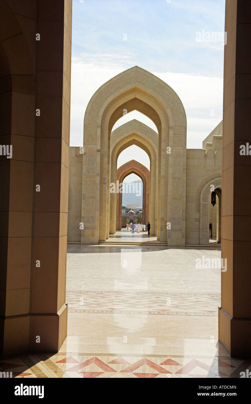 Archway in sultan qaboos grand hi-res stock photography and images - Alamy