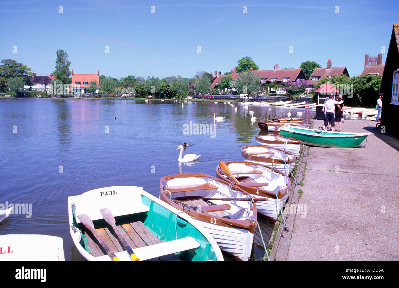Rowing boats on the meare hi-res stock photography and images - Alamy