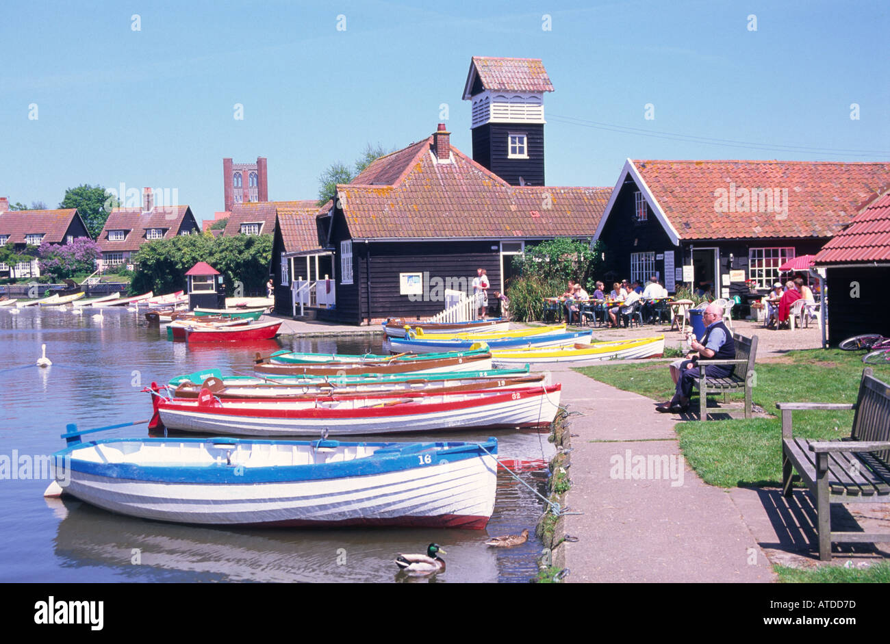 Rowing boats on the meare hi-res stock photography and images - Alamy