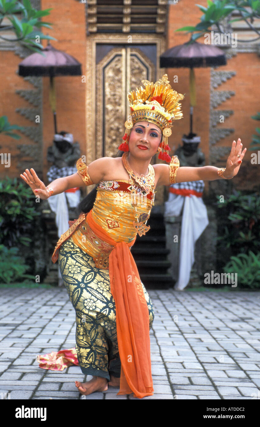 INDONESIA BALI BALINESE DANCER Stock Photo - Alamy