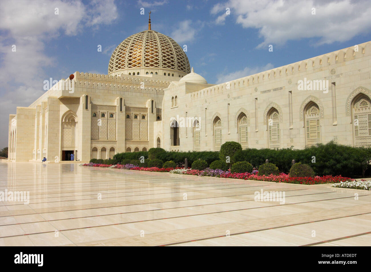 Dome of main prayer hall Sultan Qaboos Grand Mosque Muscat Oman Stock ...