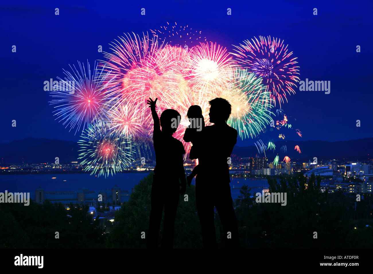 Japanese fireworks display hi-res stock photography and images - Alamy