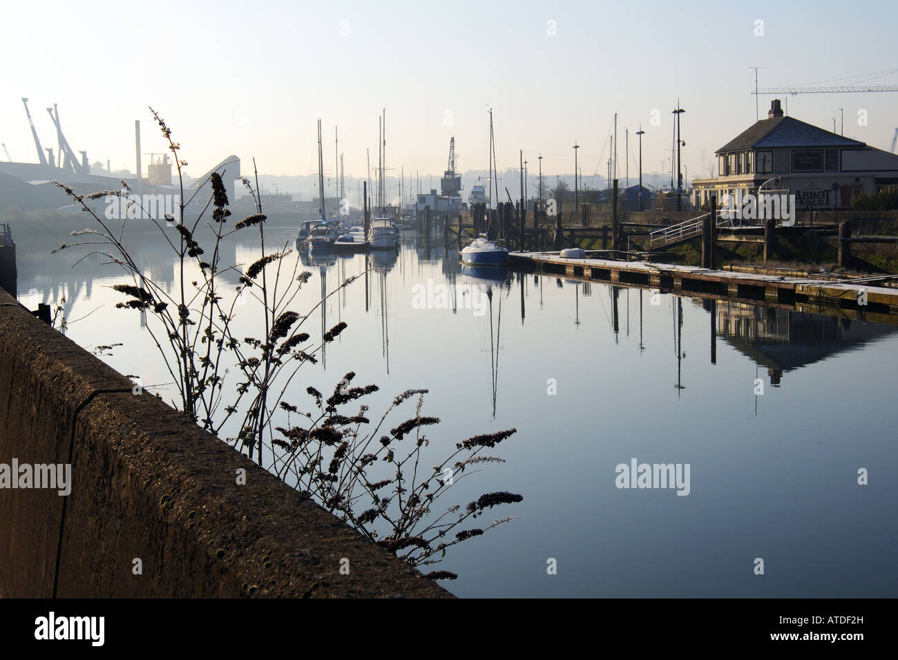 Winter morning at the Wet Dock and Neptune Quay on the River Orwell ...