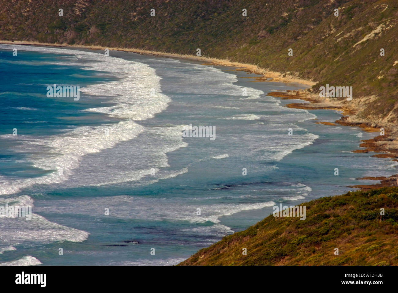 Rugged coastal views of the Southern Ocean along the Great Ocean Drive ...
