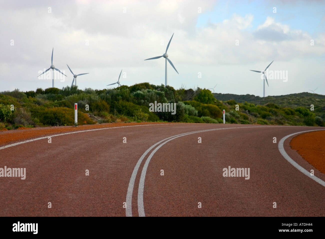 Rugged coastal views of the Southern Ocean along the Great Ocean Drive ...