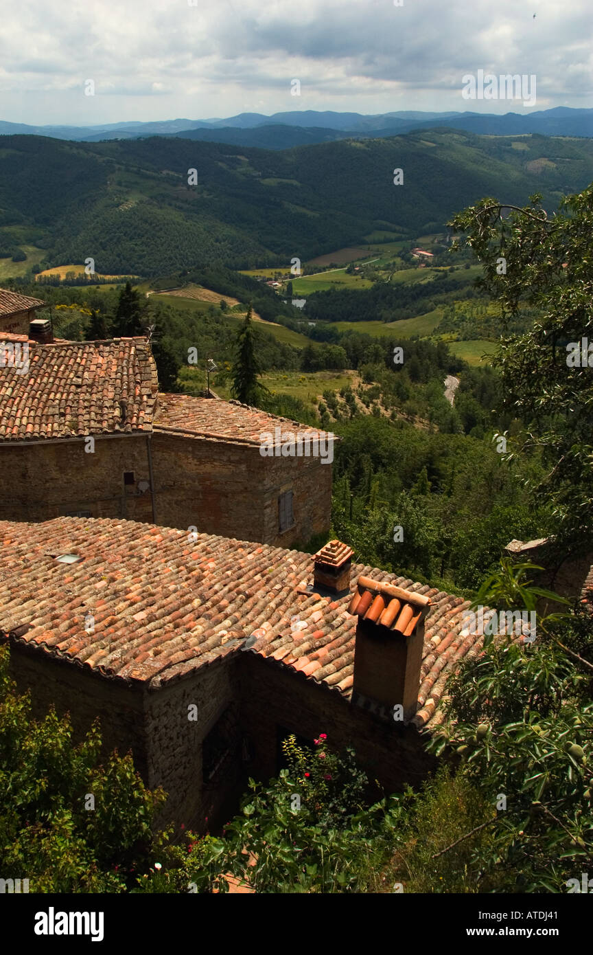 Umbrian and roads hi-res stock photography and images - Alamy