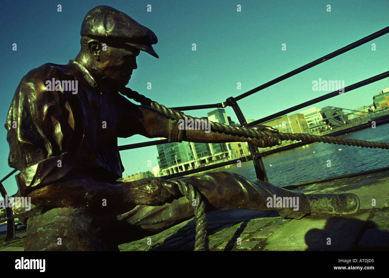 Bronze statue of a stevedore in the City Quay area of Dublin Stock ...
