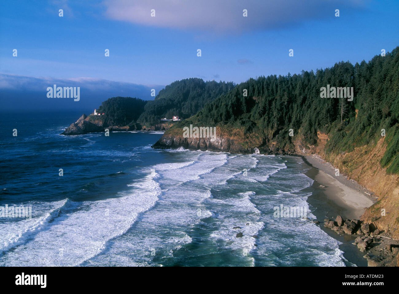 Heceta Head Lighthouse and historic lighthouse keeper s house at Devils ...