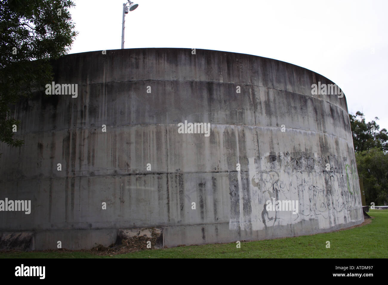 WATER RESERVOIR / TANK Stock Photo - Alamy