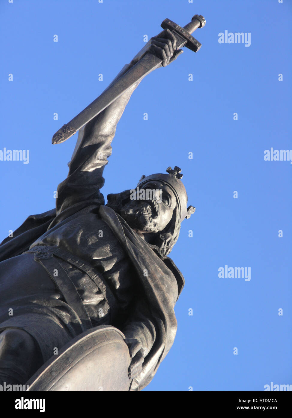 King Alfred Statue in Winchester Hampshire Stock Photo - Alamy