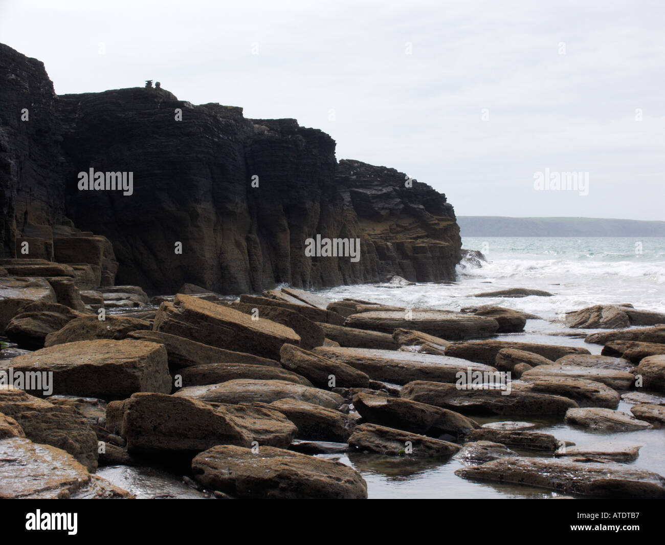 Druidston beach hi-res stock photography and images - Alamy