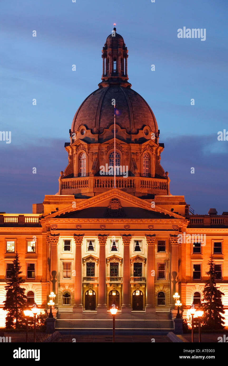 Edmonton legislature hi-res stock photography and images - Alamy