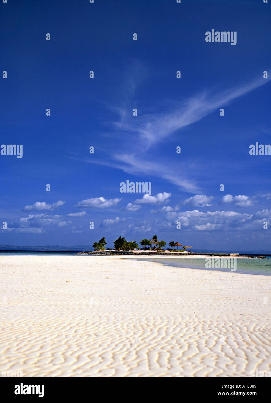 Cebu beaches hi-res stock photography and images - Alamy