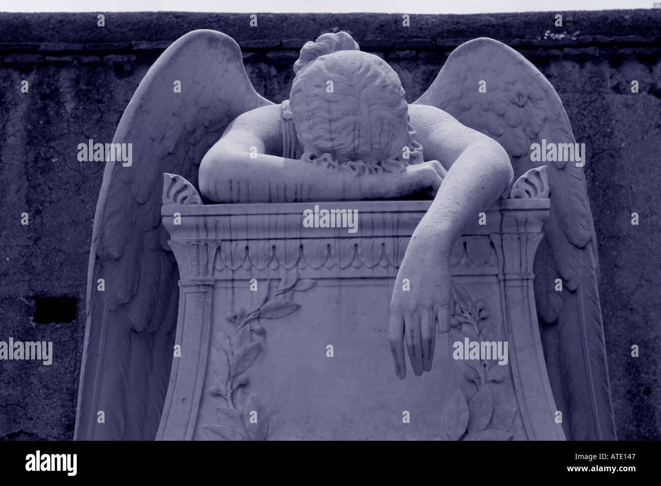 Angel of grief rome hi-res stock photography and images - Alamy