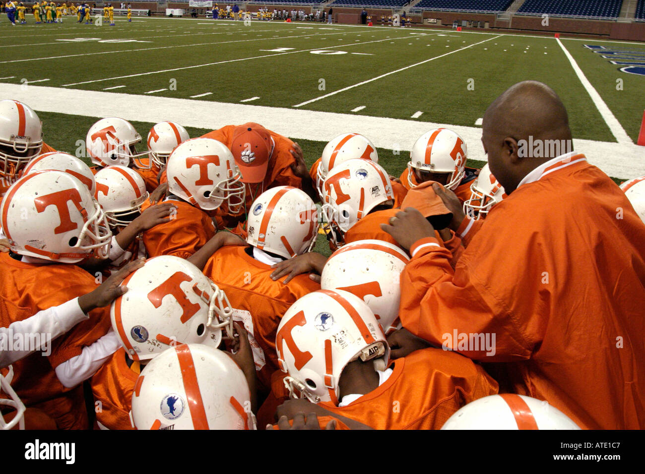 Team prayer hi-res stock photography and images - Alamy