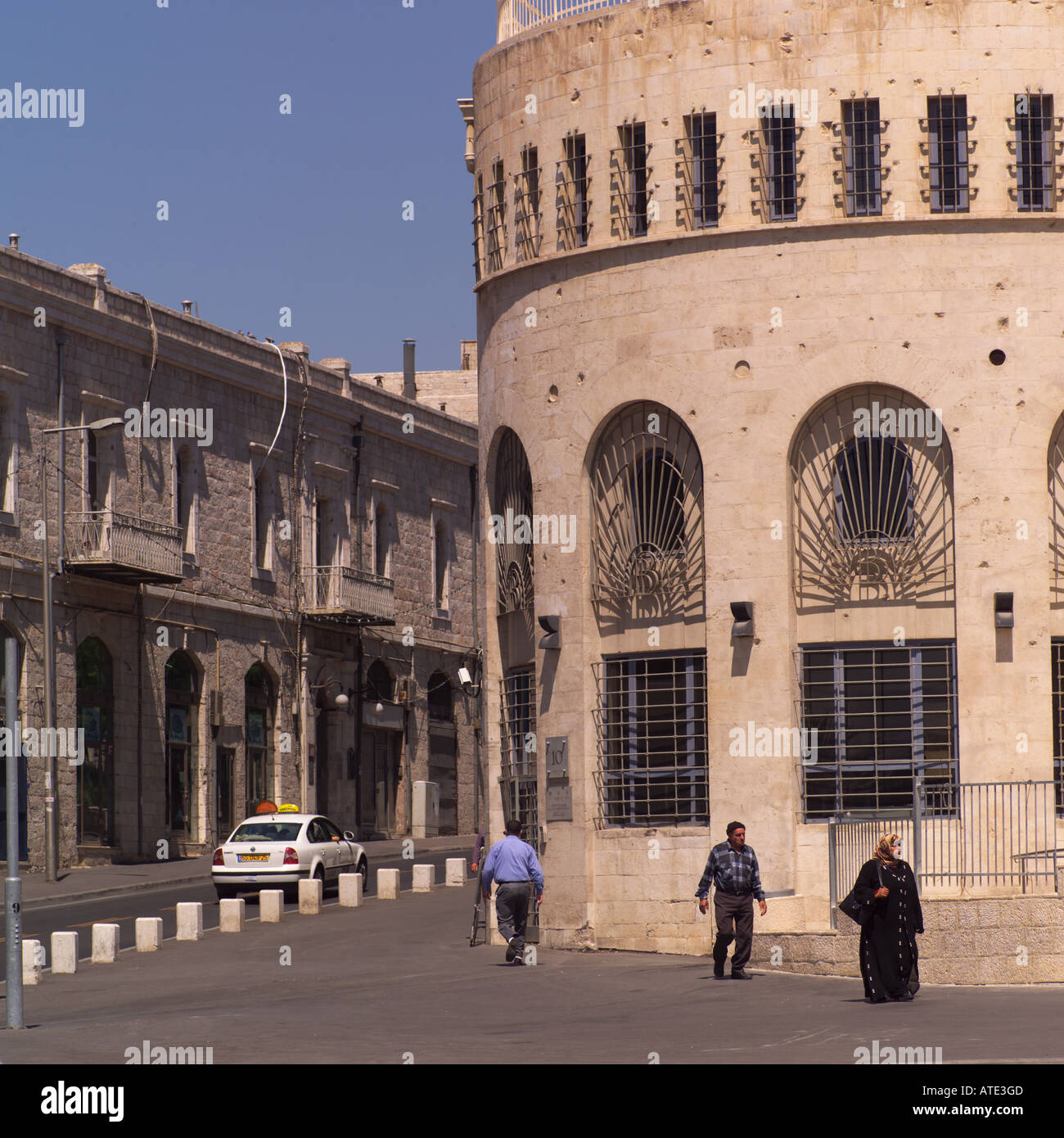 Streets of israeli cities hi-res stock photography and images - Alamy