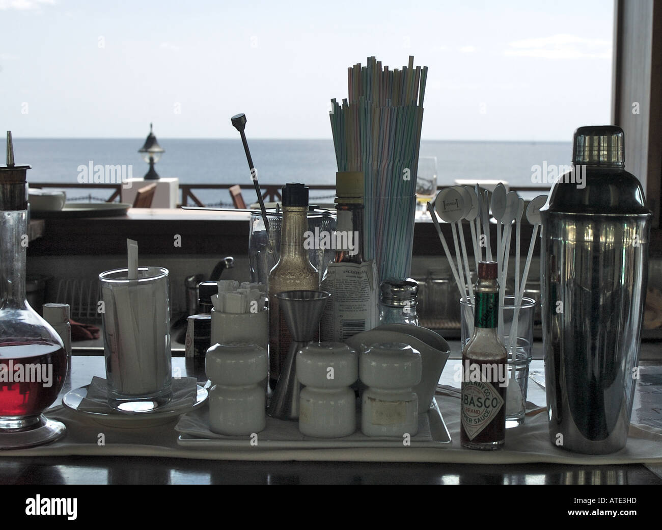 Oceanside bar hi-res stock photography and images - Alamy