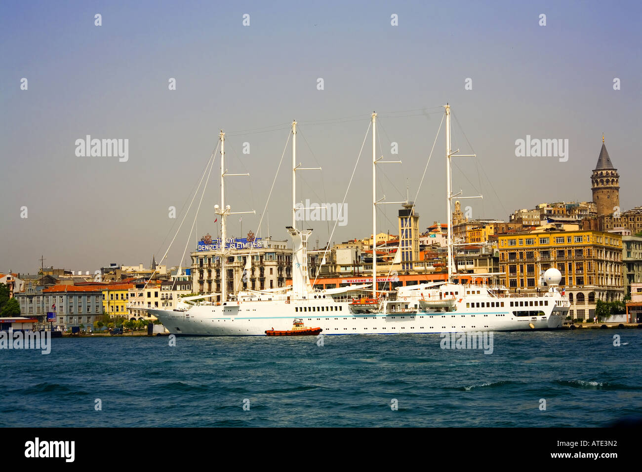 Constantinople byzantine ships hi-res stock photography and images - Alamy