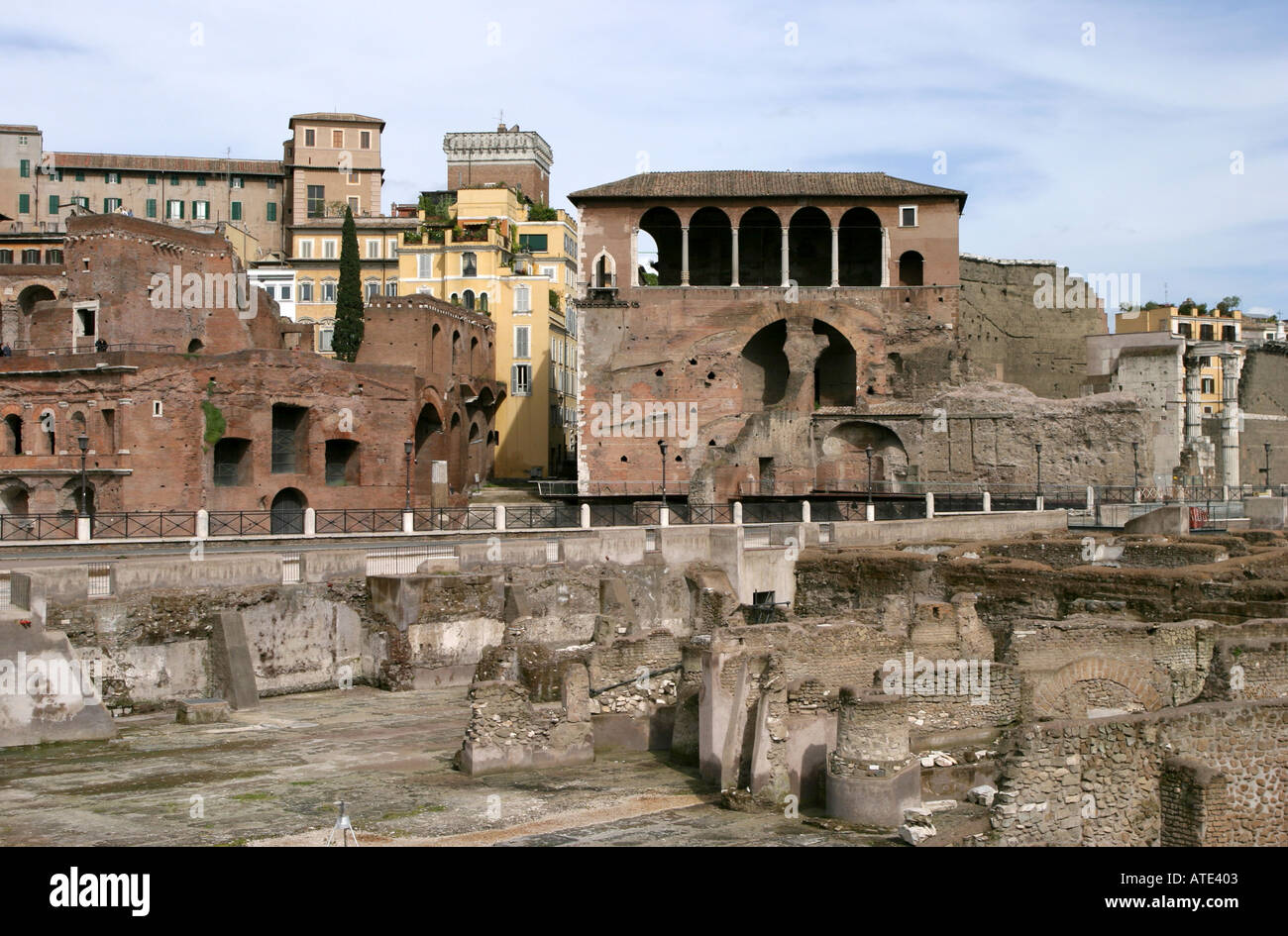 Roman rome architecture classical hi-res stock photography and images ...