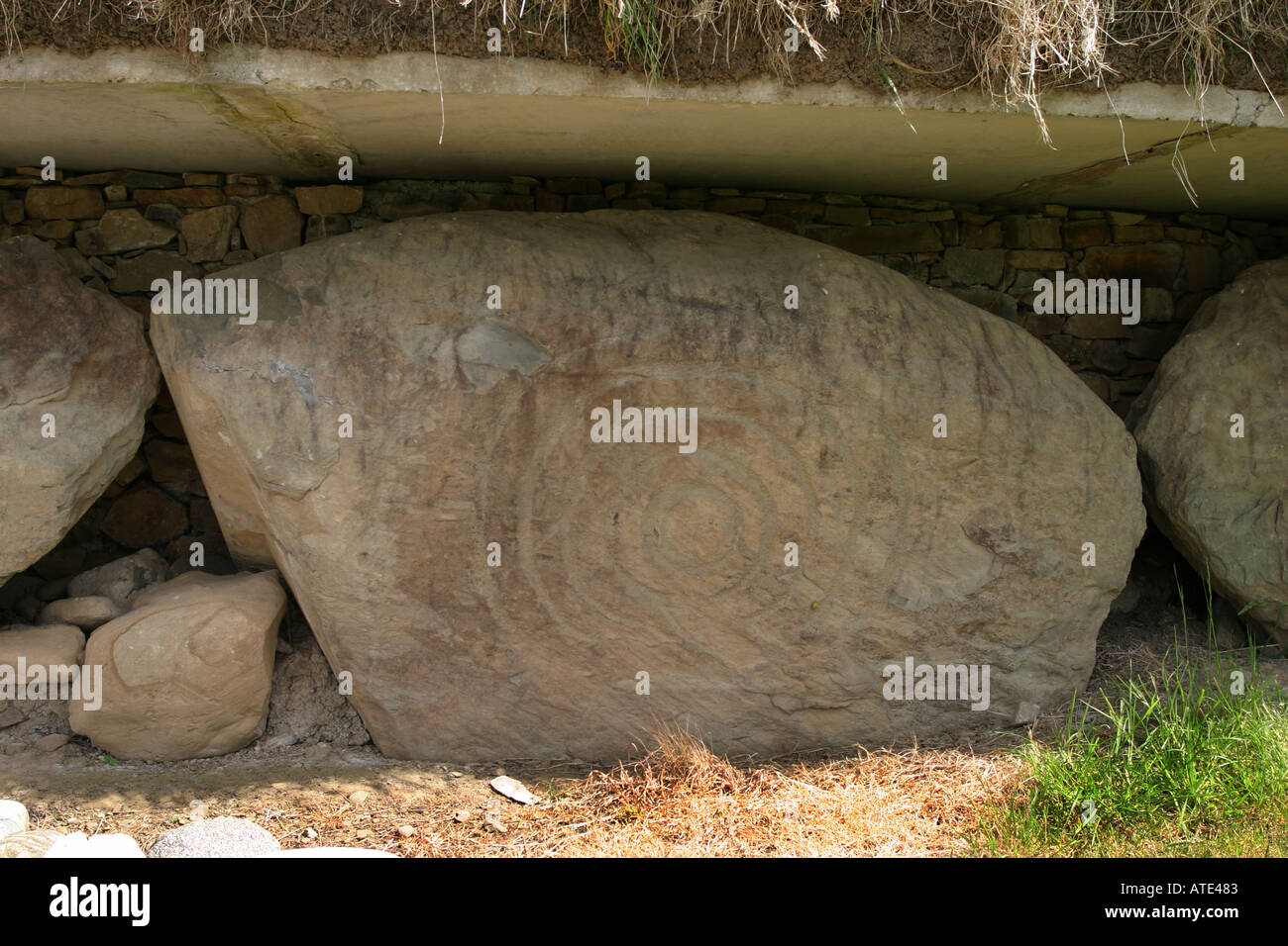 Neolithic carvings newgrange ireland hi-res stock photography and ...