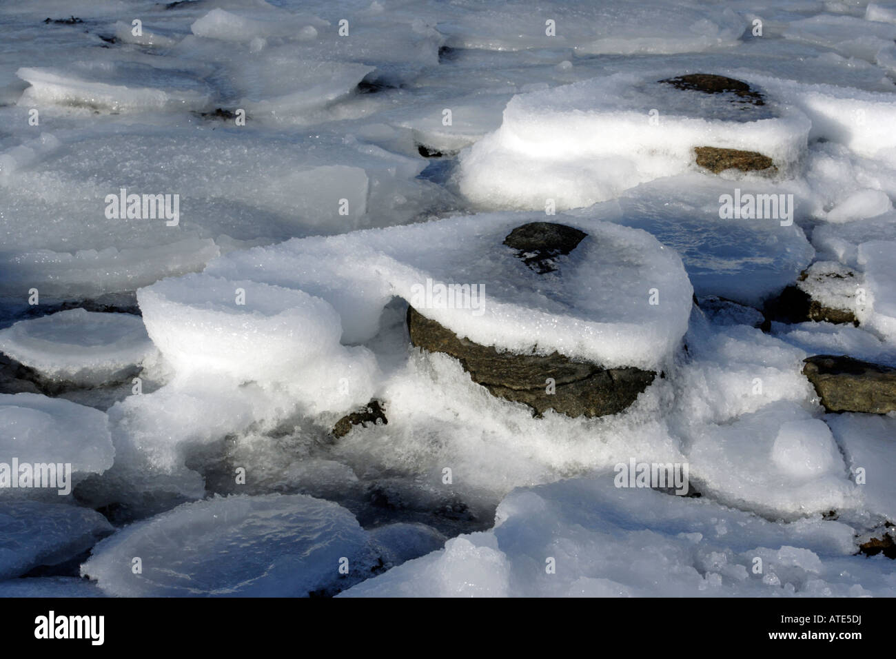 Dynamic ice formations hi-res stock photography and images - Alamy