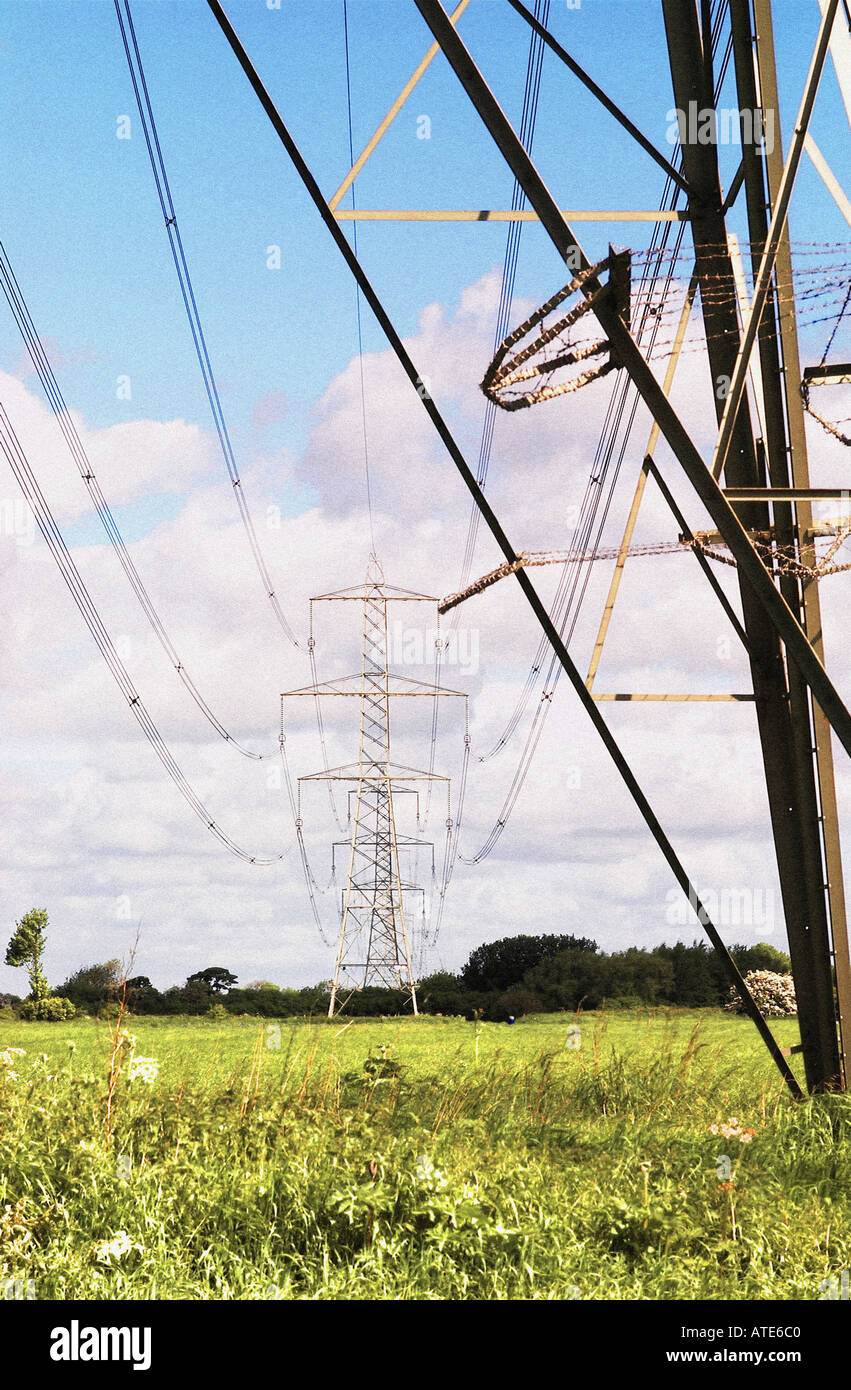 Pylon uk industry hi-res stock photography and images - Alamy