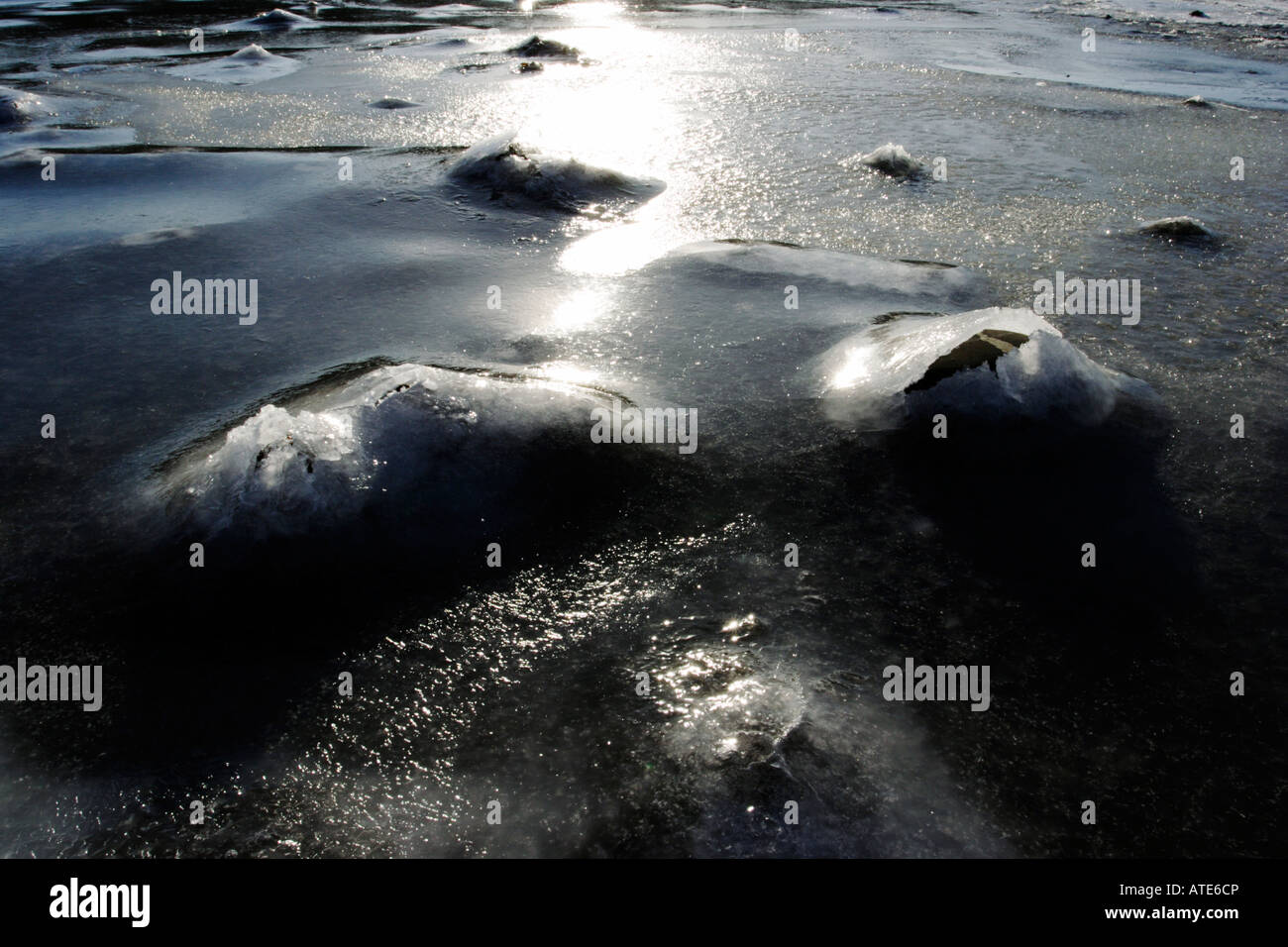 Dynamic ice formations hi-res stock photography and images - Alamy