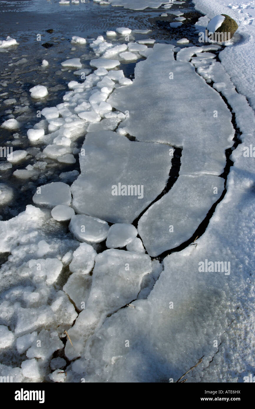 Dynamic ice formations hi-res stock photography and images - Alamy