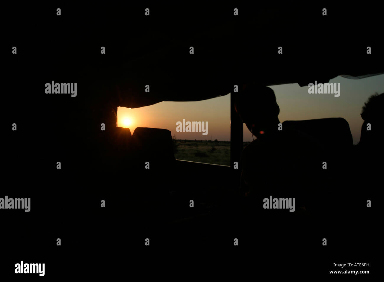 silhouette overland truck Stock Photo - Alamy