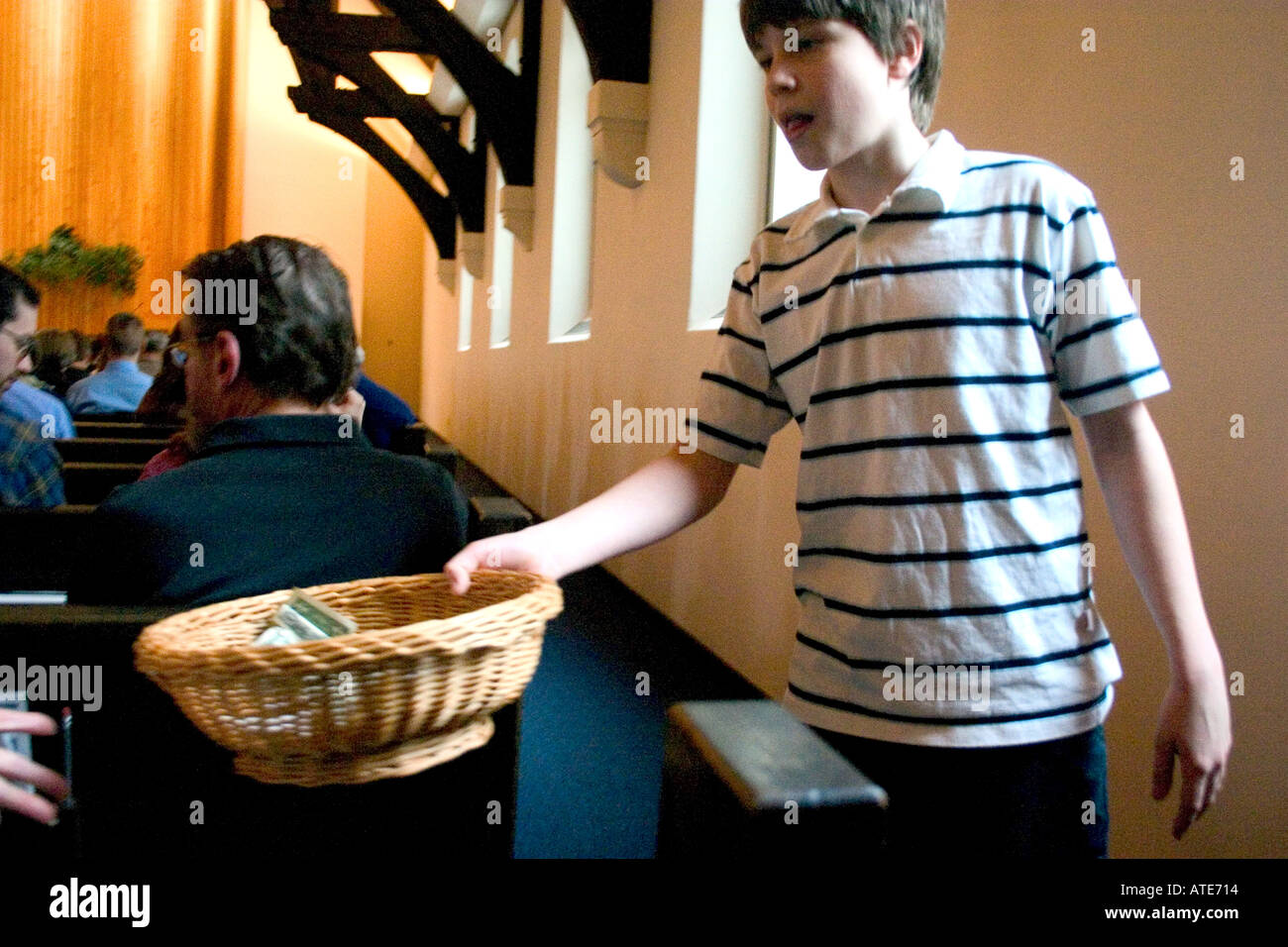 Collection plate church hi-res stock photography and images - Alamy