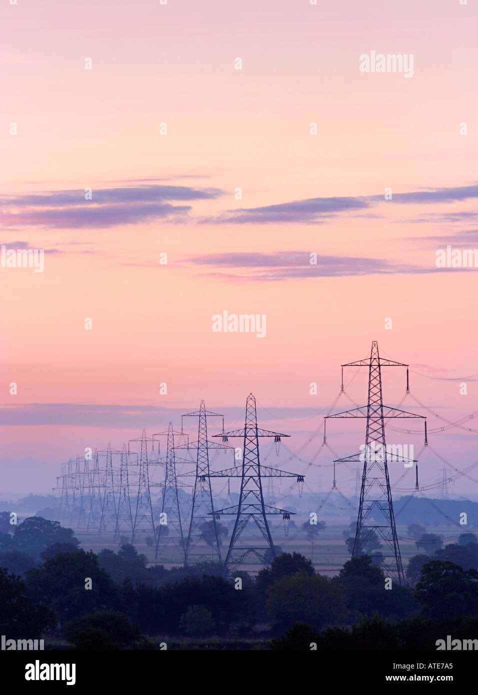 Pylons at sunrise near Ferrybridge Powerstation Stock Photo - Alamy