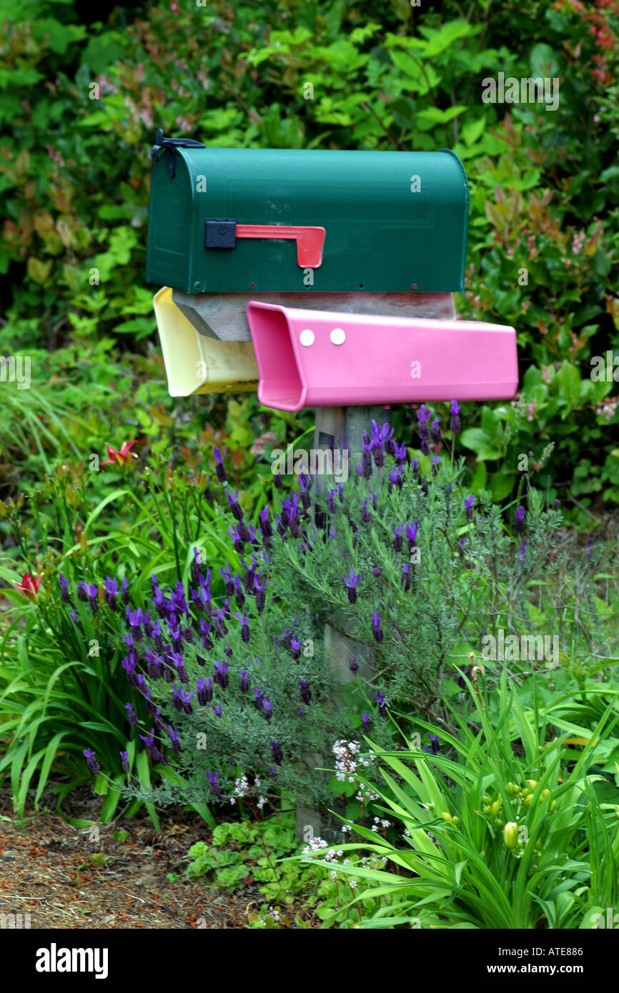 Rural mailboxes on country road hi-res stock photography and images - Alamy