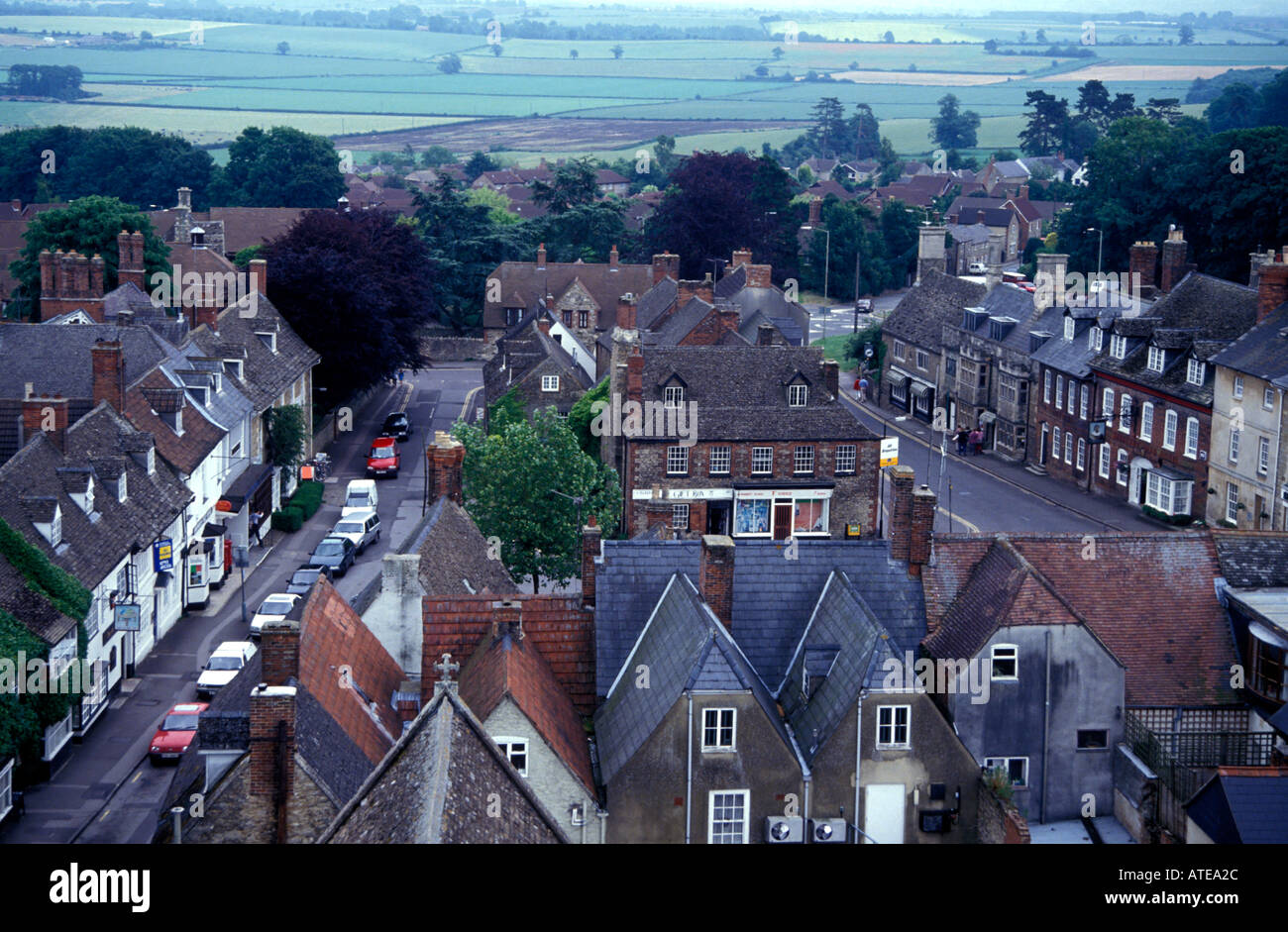 High street highworth wiltshire hi-res stock photography and images - Alamy